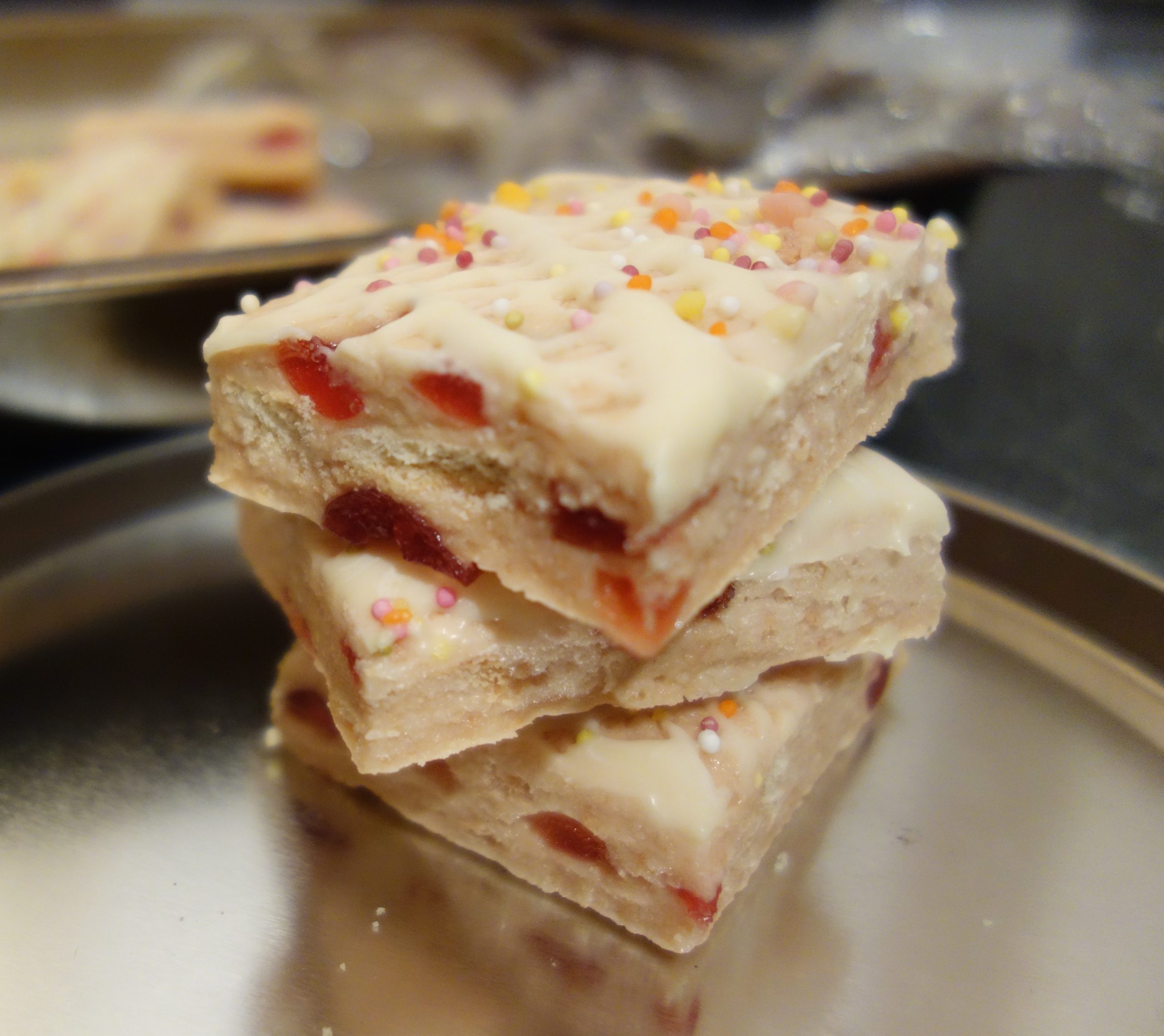 Custard Cream Bars - Sweet Pea's